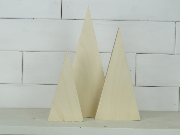 Wood Triangle Tree Cutout - Craft Dealz