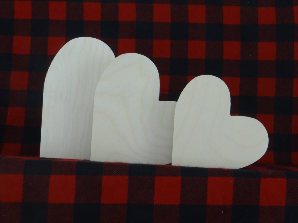 Wood Free Standing Hearts - Craft Dealz™
