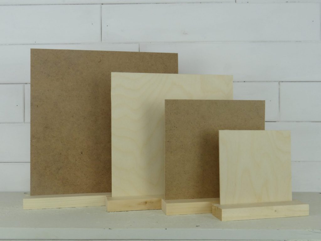 Wooden Standing Signs - Craft Dealz